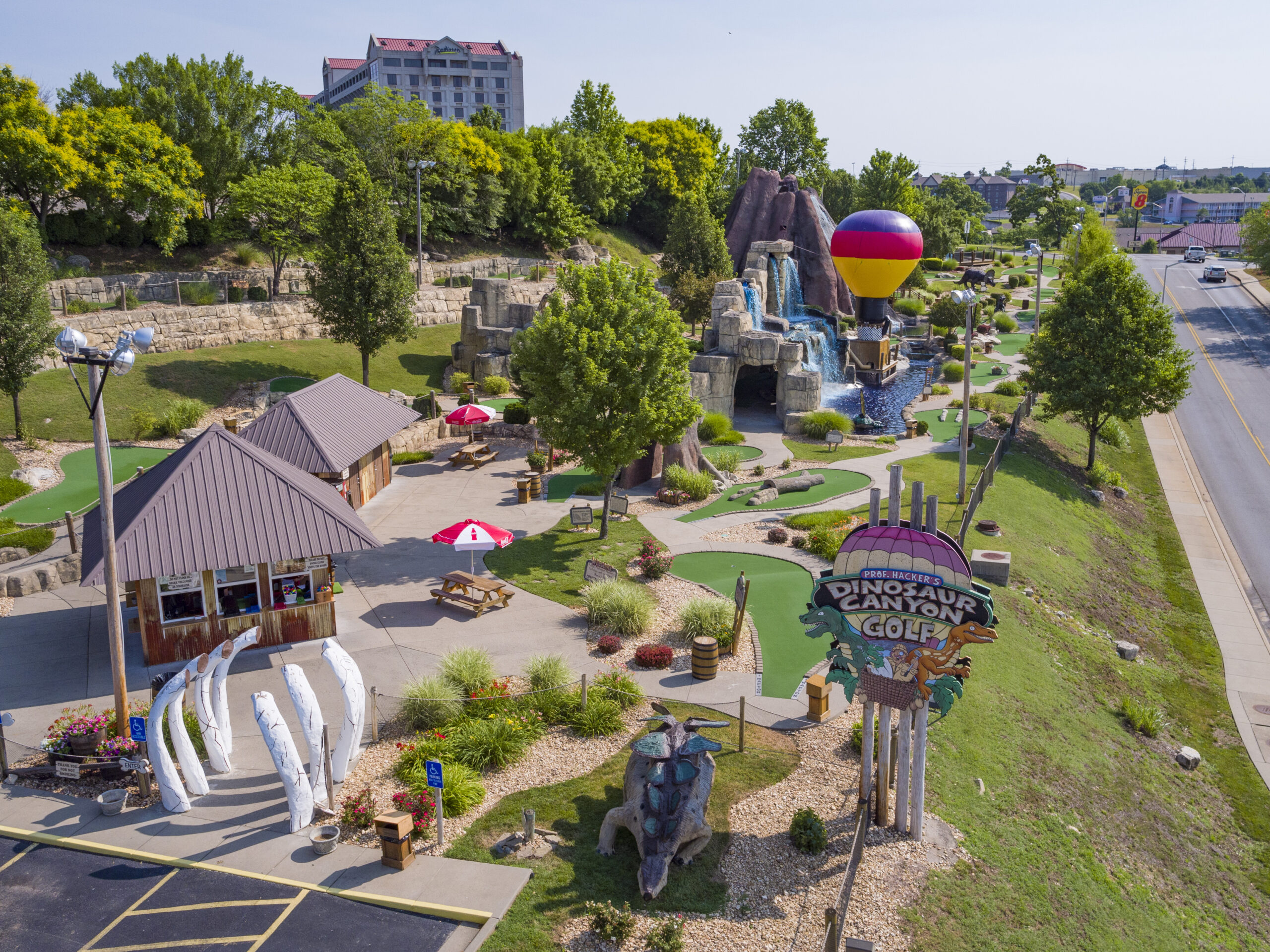 Professor Hacker's Dinosaur Canyon Golf - FindBransonFun